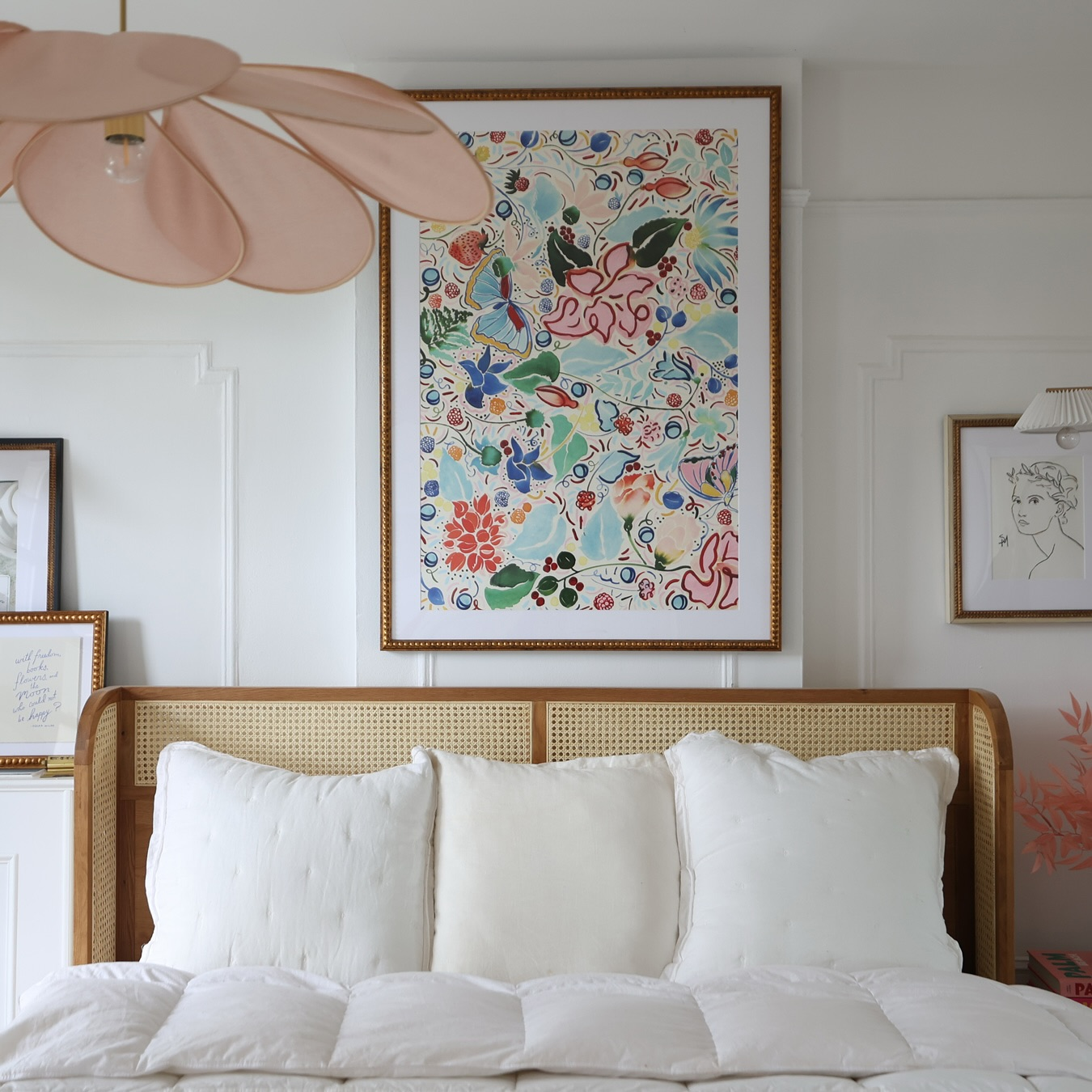 25 Large Blank Wall Ideas for Living Rooms That Instantly Elevate Your ...