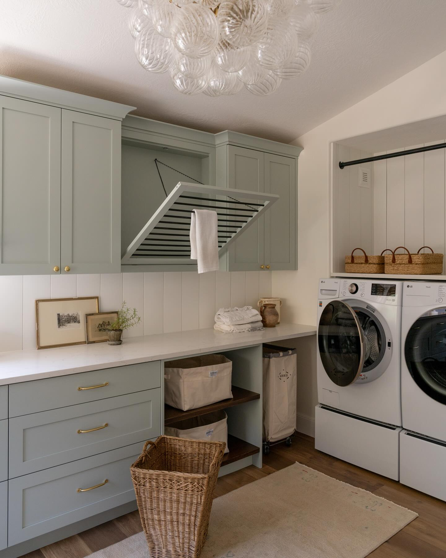 24 Farmhouse Small Laundry Room Ideas » ComfyIdeas.com